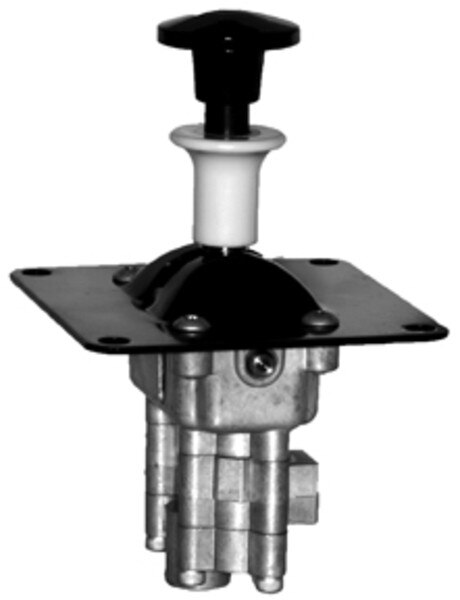 FSWM118317N WM Style 3-P, 4-W Ctrl Valve (WM783A) - New | FleetSpec