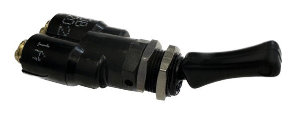GTD3202-1A 3-Way Air Toggle Valve - 1/4 PTC (Paddle) | FleetSpec